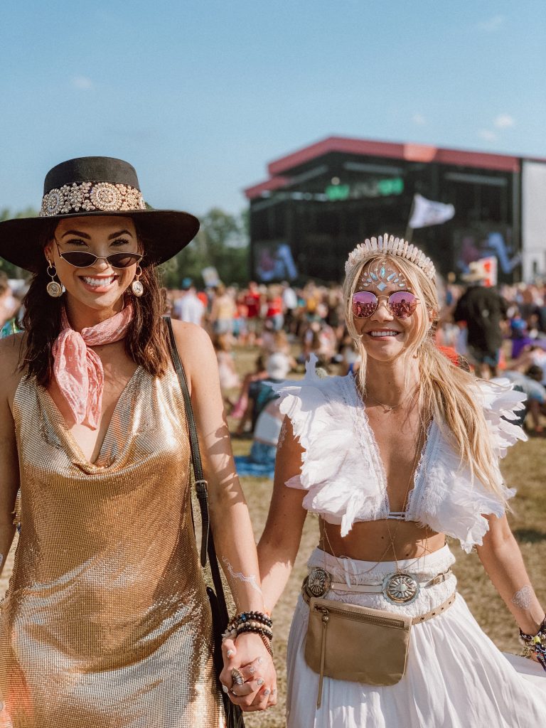 BONNAROO 2019 OUTFIT ROUND-UP – Hunter Premo