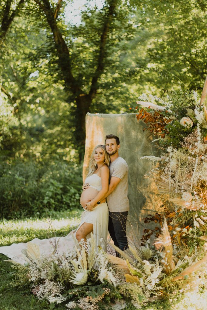 37 Week Wildflower Maternity Shoot – Hunter Premo