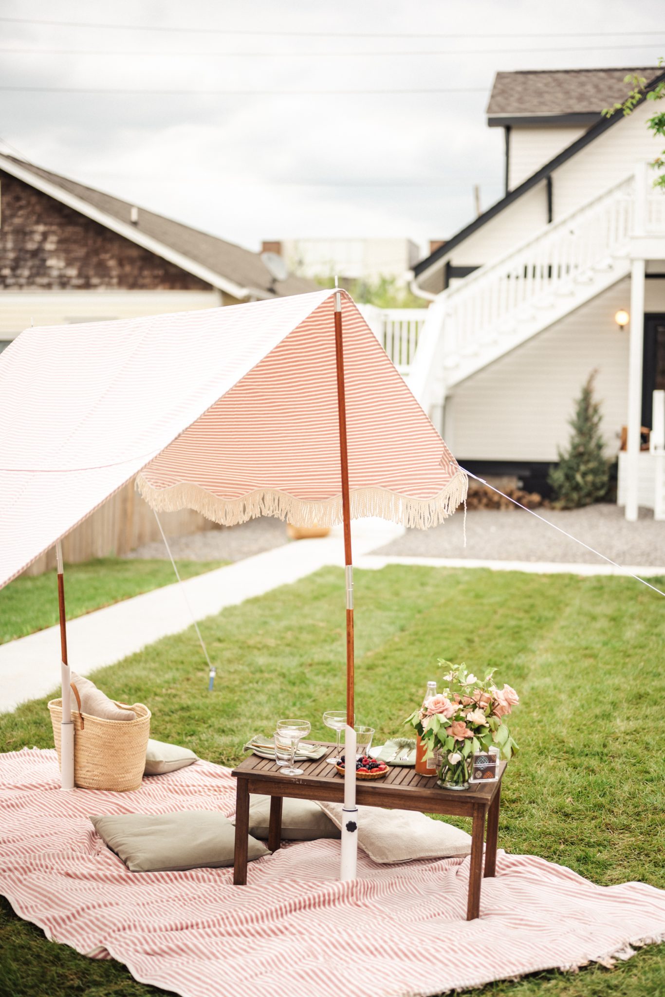 Styling a Two-Piece Linen Set – Hunter Premo