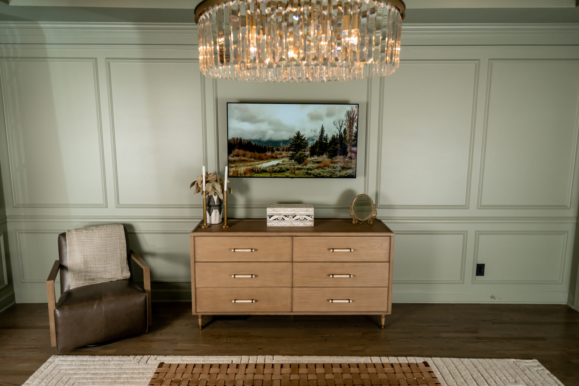 SHOP OUR HOME – Hunter Premo