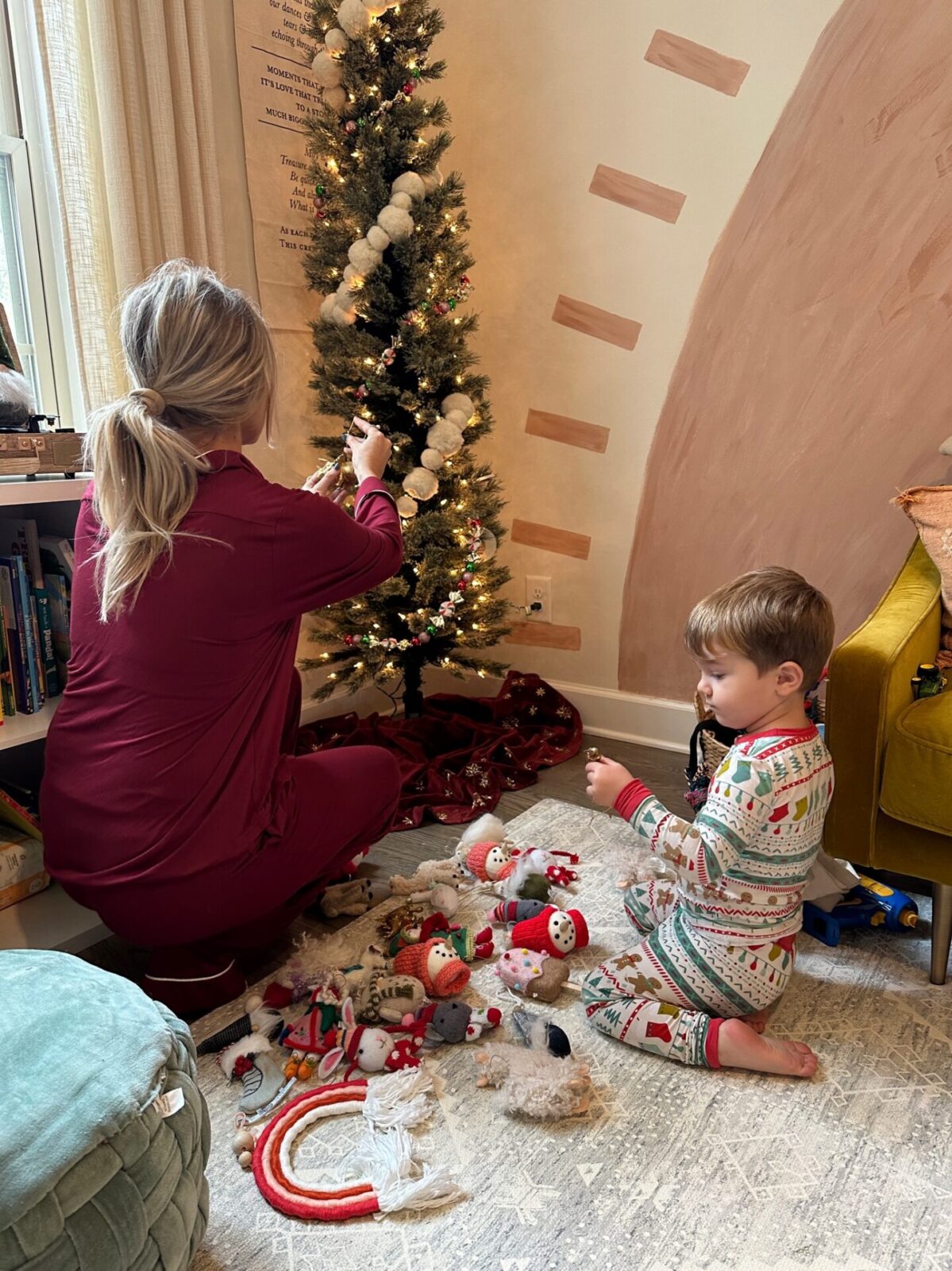 THE HOLIDAY SHOP – Hunter Premo